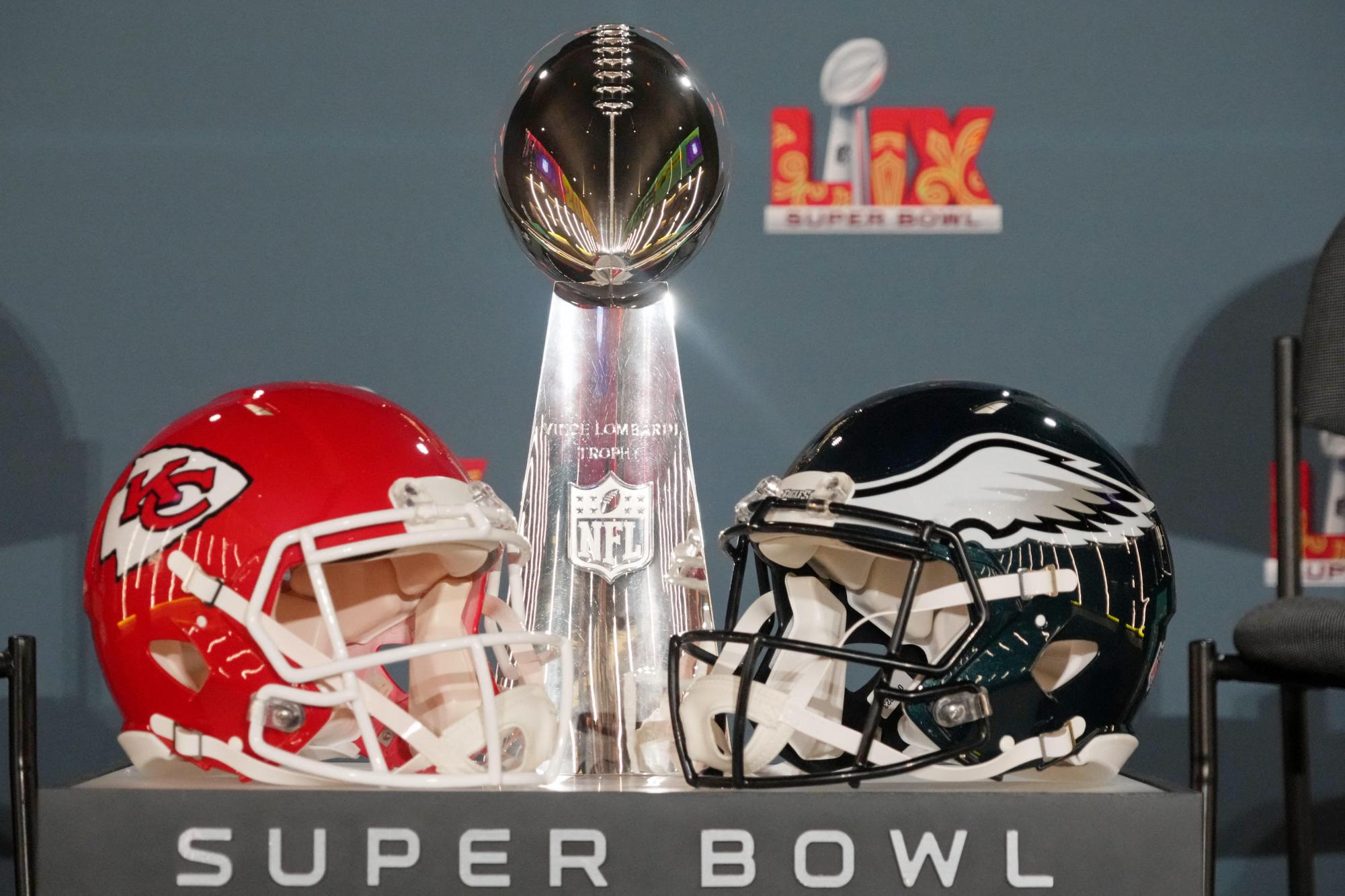 Super Bowl commercials defy norms of marketing – The Black and White